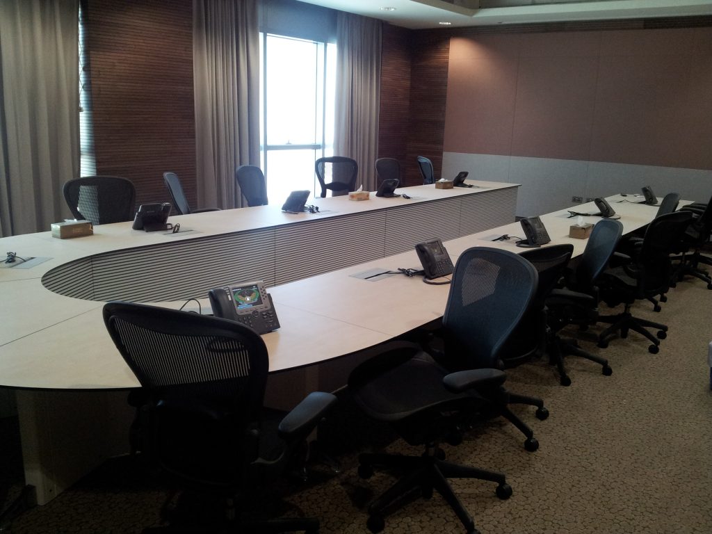 Abu Dhabi Police Control Centre, Yas Island, UAE – SPF | Control Room ...