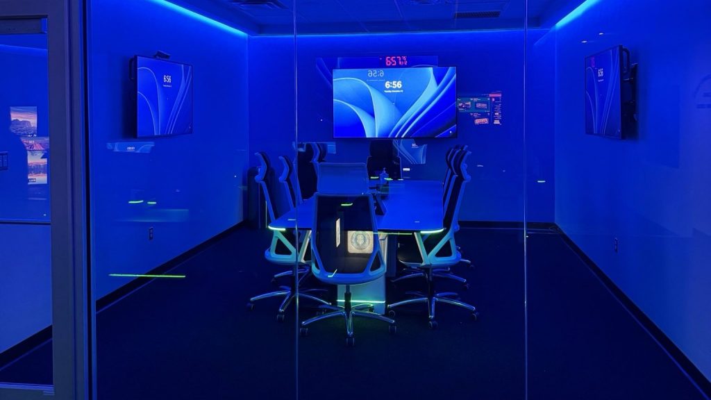 Anne Arundel County Police RTIC, USA – SPF | Control Room Consoles