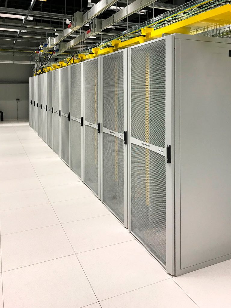 DATACENTER Solutions – SPF | Control Room Consoles